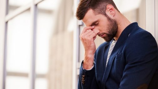 Emotionally Unavailable Man: 6 Signs of an Emotionally Unavailable Person